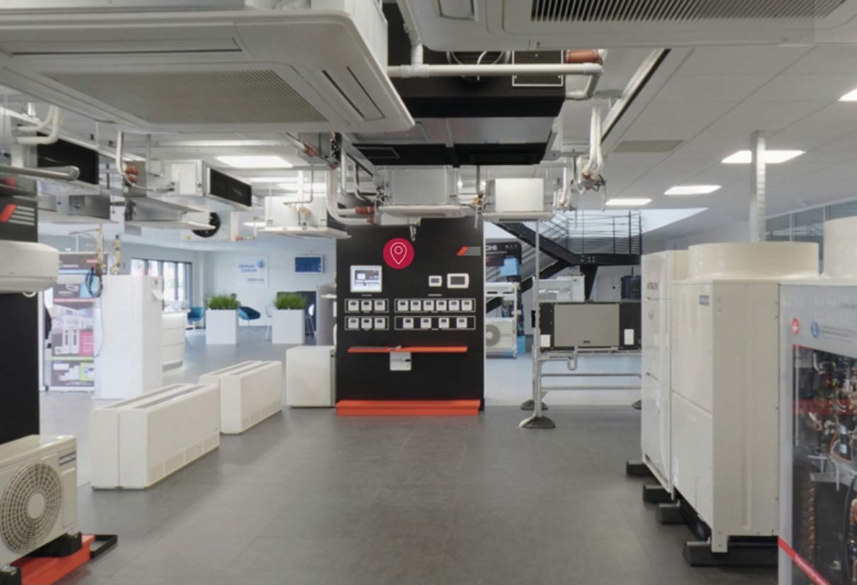 Les formations Hitachi, 100% techniques pratiquées dans 8 centres de ...